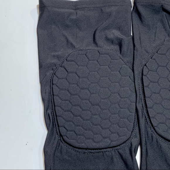 Mcdavid | Accessories | Mcdavid Padded Knee Compression Basketball Pads ...